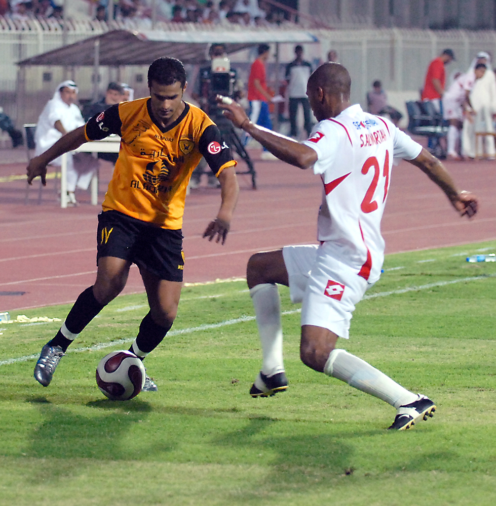 KUNA : Qadsiya, Kuwait football teams level up in premier league match 1-1