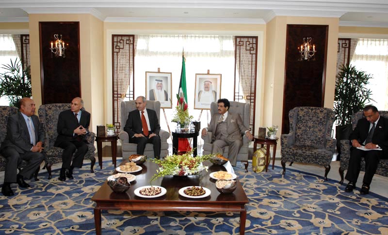 KUNA : Kuwaiti PM receives Singapore''s senior minister