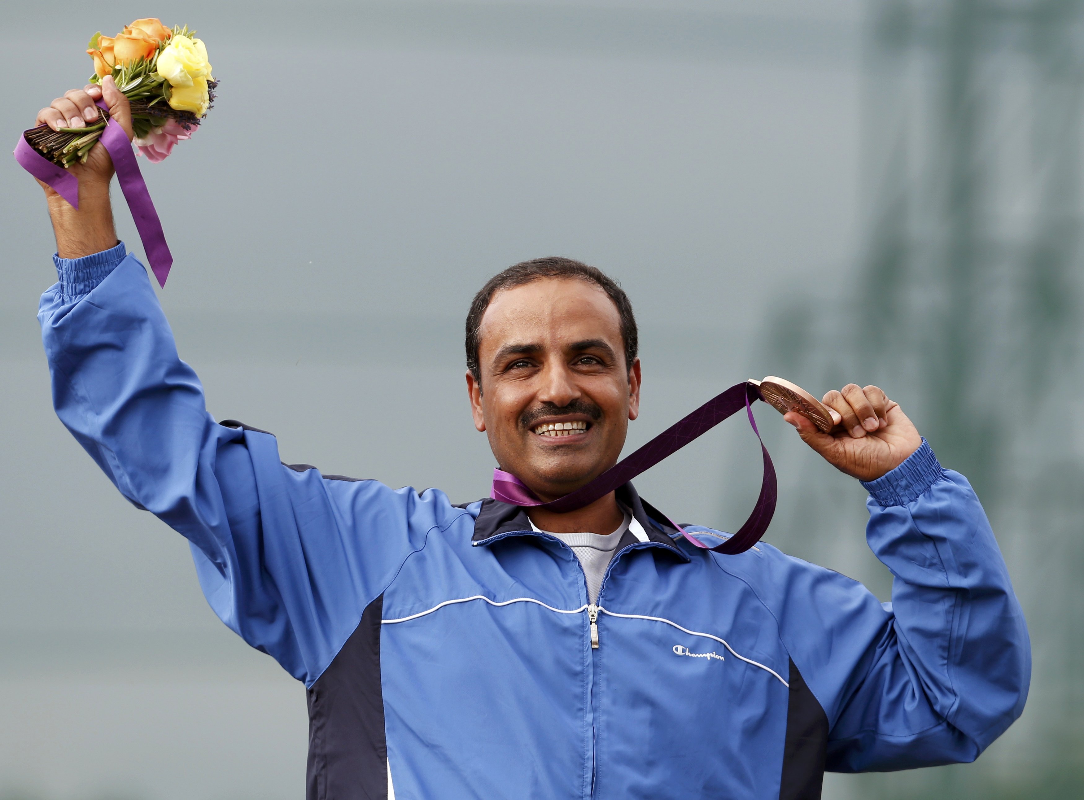 KUNA : Two prominent Kuwaiti officials hail Kuwaiti shooter winning bronze
