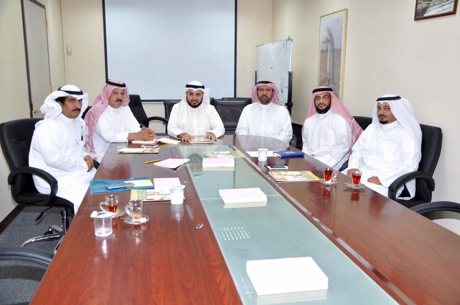 Assistant Undersecretary at the Ministry of Public Works Waleed Al ...