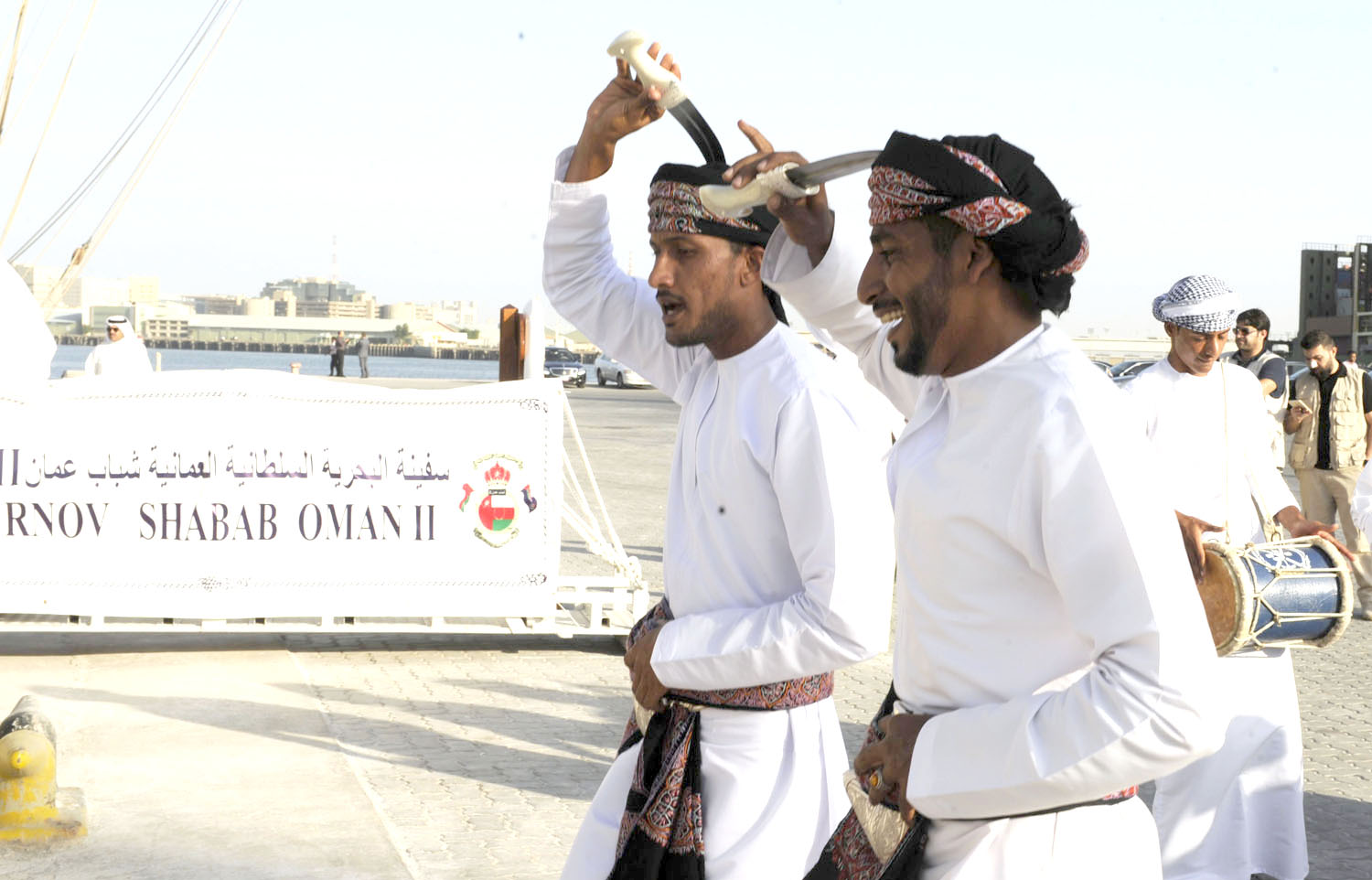 KUNA : Info. Min visits "Shabab Oman II" at Shuwaikh Port