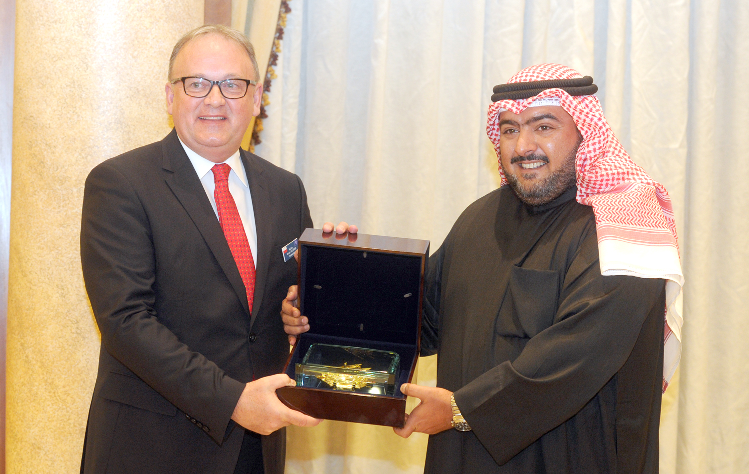 KUNA : Kuwait, NATO share deep ties -- Sheikh Thamer
