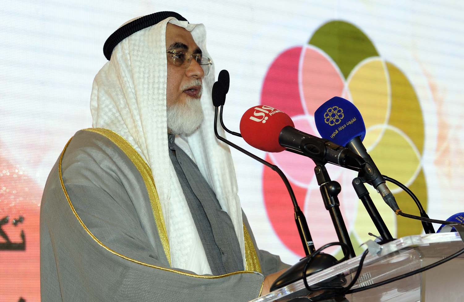 KUNA : KAPF seeks to promote Kuwaiti society - Min. - Religion - 27/12/2015