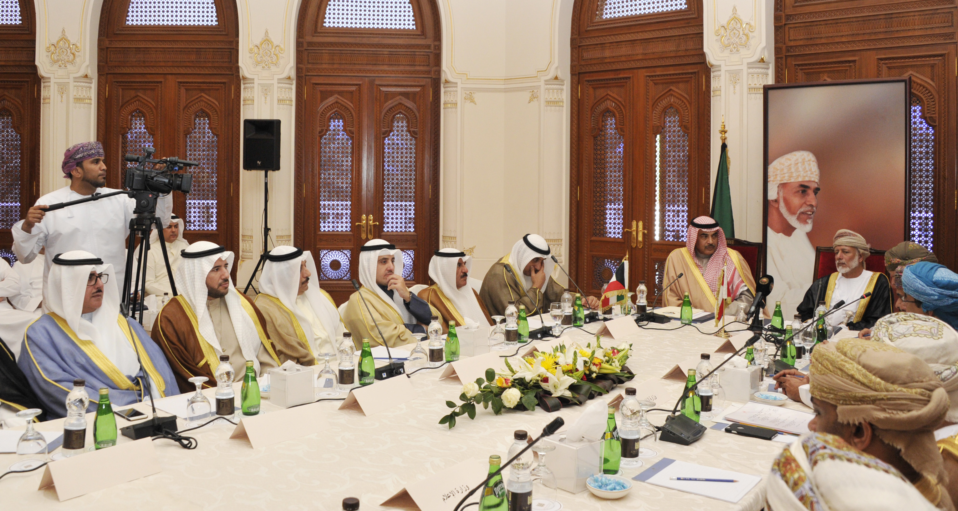 KUNA : Kuwaiti, Omani leaders eager to boost bilateral co-op -- FM