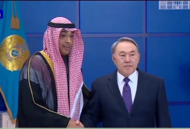KUNA : Kuwaiti amb. submits credentials to Kazakh Pres.