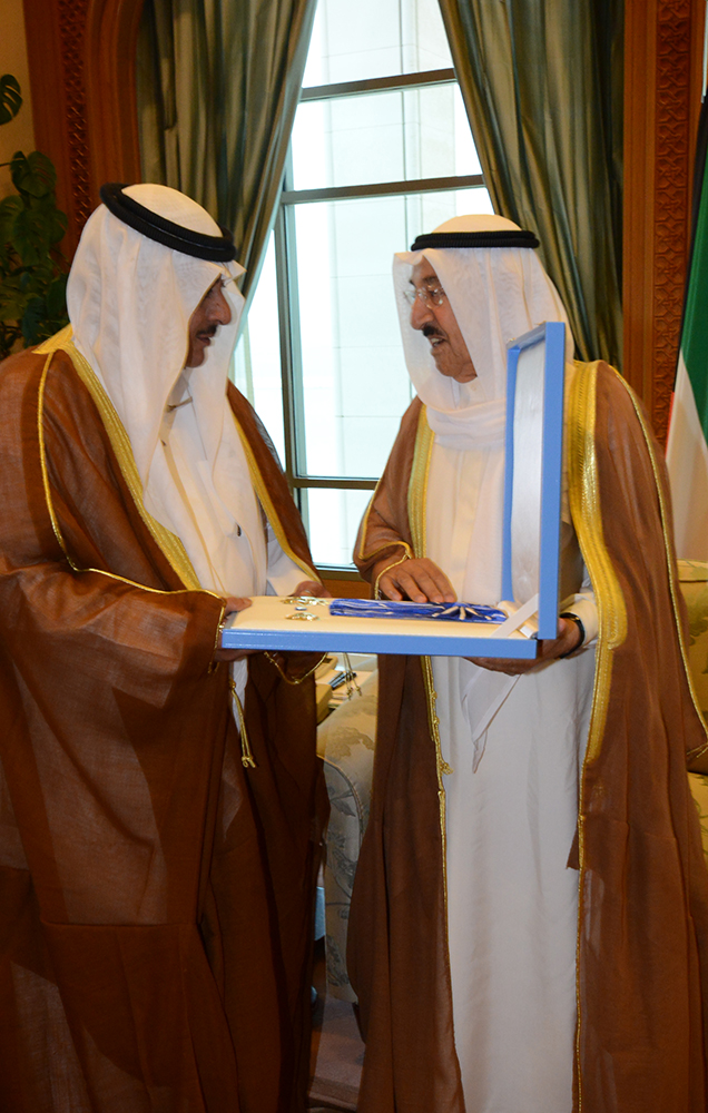 KUNA : His Highness the Amir grants late Al-Kharafi Sovereign Grand ...