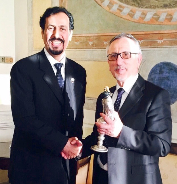 KUNA : Kuwait Ambassador discusses ties with San Marino's foreign minister - Politics - 14/01/2016
