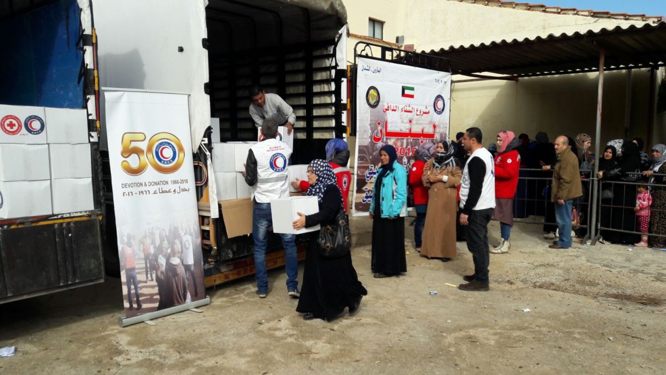 KUNA : Kuwaiti teams deliver aid to Syrian refugees in Lebanon's ...