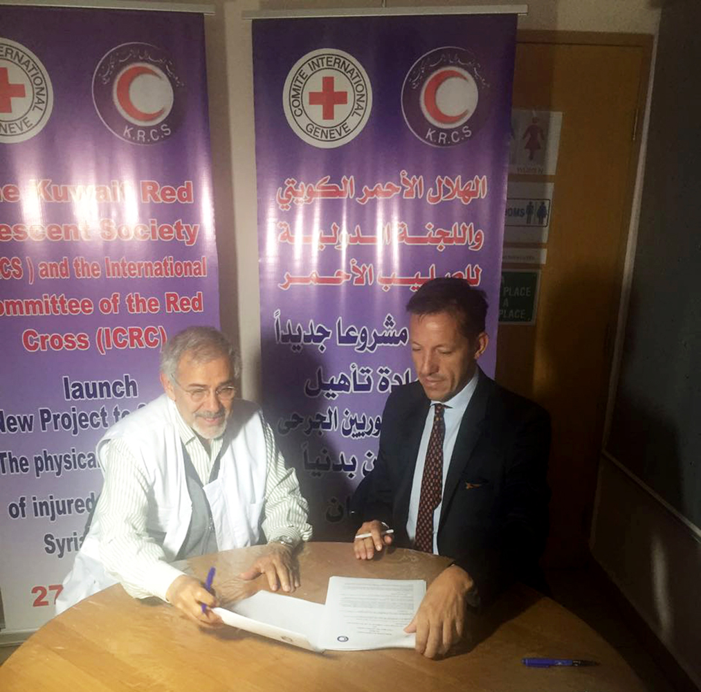 KUNA : KRCS, ICRC sign USD 150,000 deal to help Syrian refugees in ...