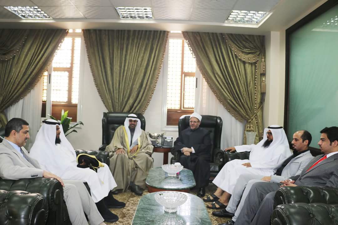 KUNA : Kuwait's Awqaf Min. meets Egypt's Grand Mufti - Religion - 12/03 ...
