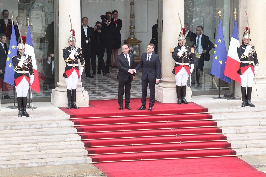 KUNA : Outgoing French President hands over power to Macron