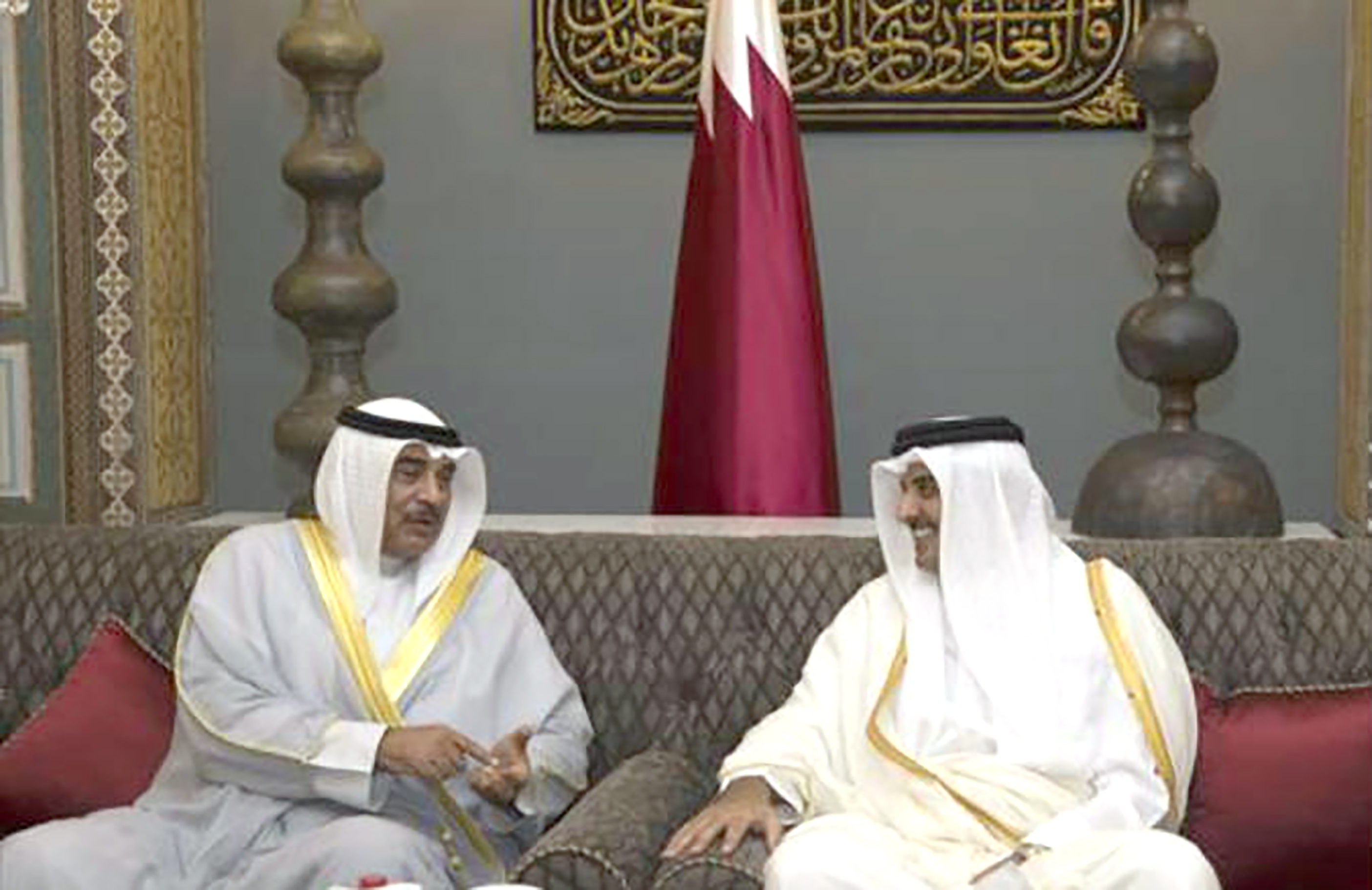 KUNA : Kuwait FM meets Qatari Amir