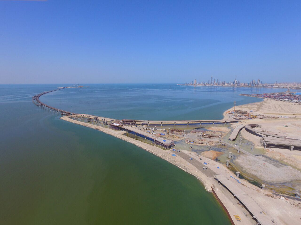 KUNA : 79 pct of Sheikh Jaber Al-Ahmad Causeway completed - ministry