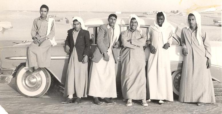 KUNA : Traditional Kuwaiti men's clothing reflect local culture ...