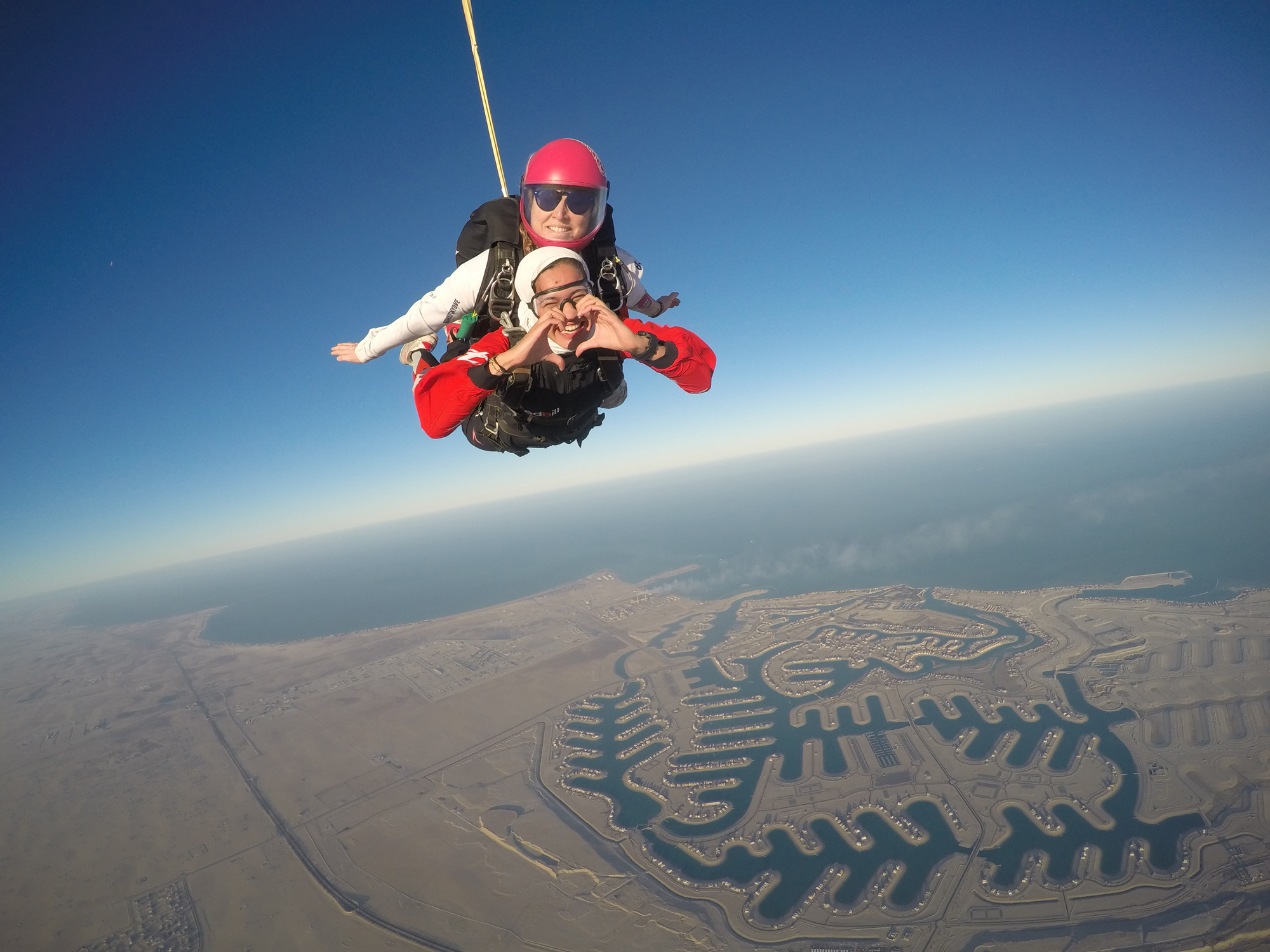 KUNA : Kuwait's "Skydive and Fly" --- dream comes true - Sports - 16/01 ...