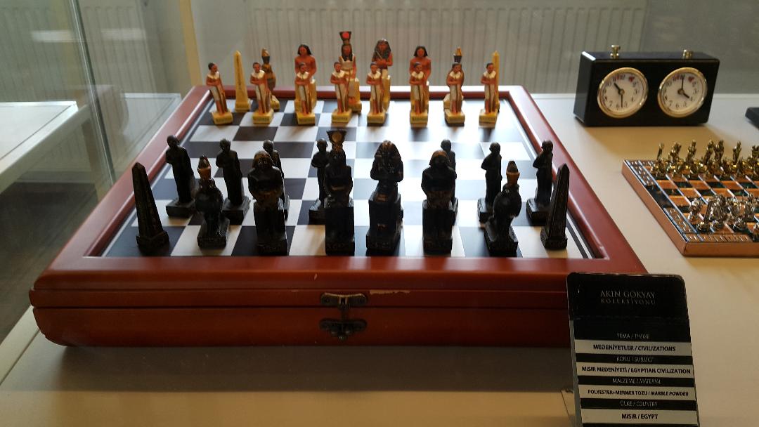 KUNA : Chess sets from Kuwait, other countries presented in Ankara ...