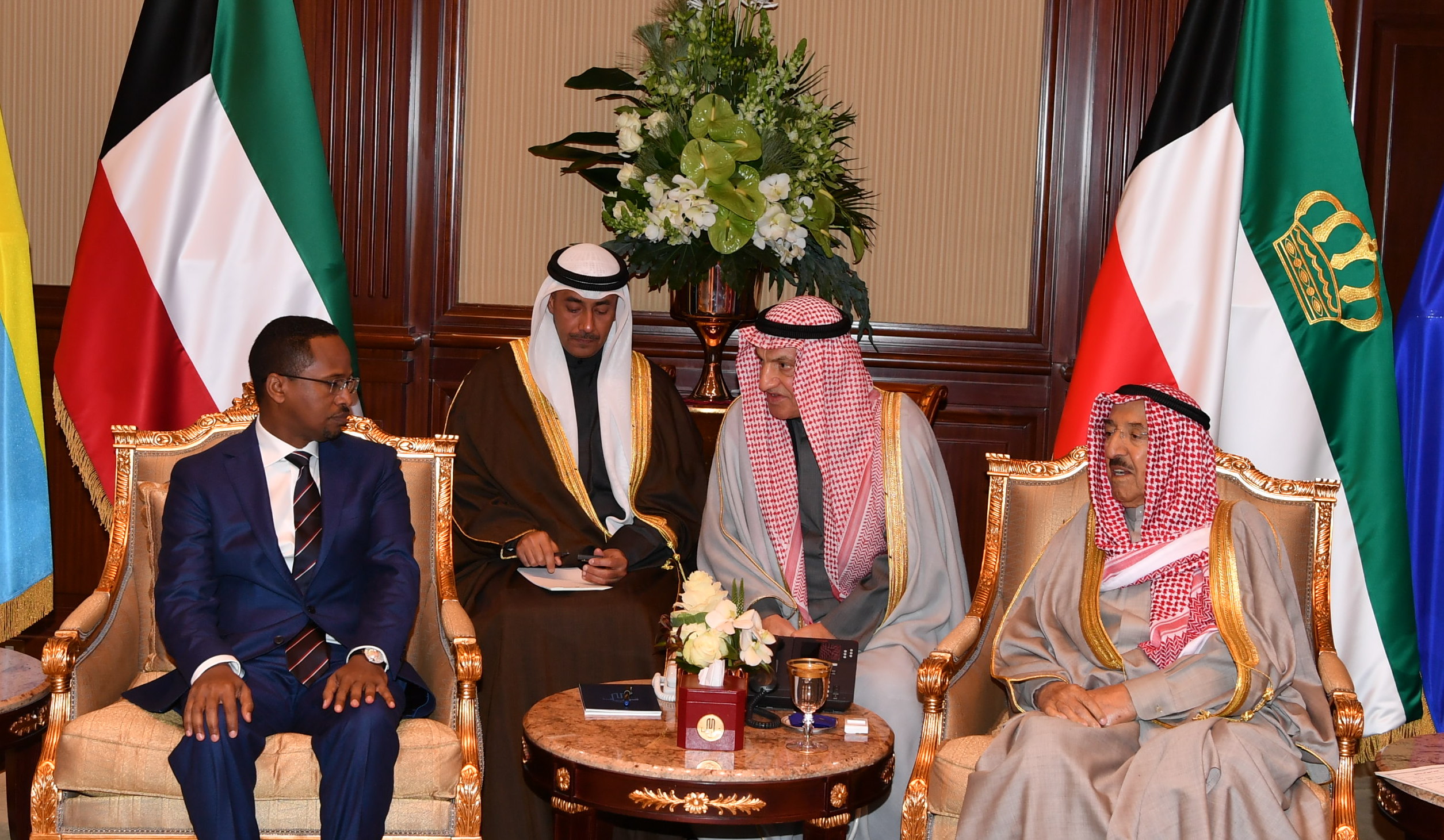 KUNA : His Highness Amir receives envoys' credentials, Sheikh Nasser ...