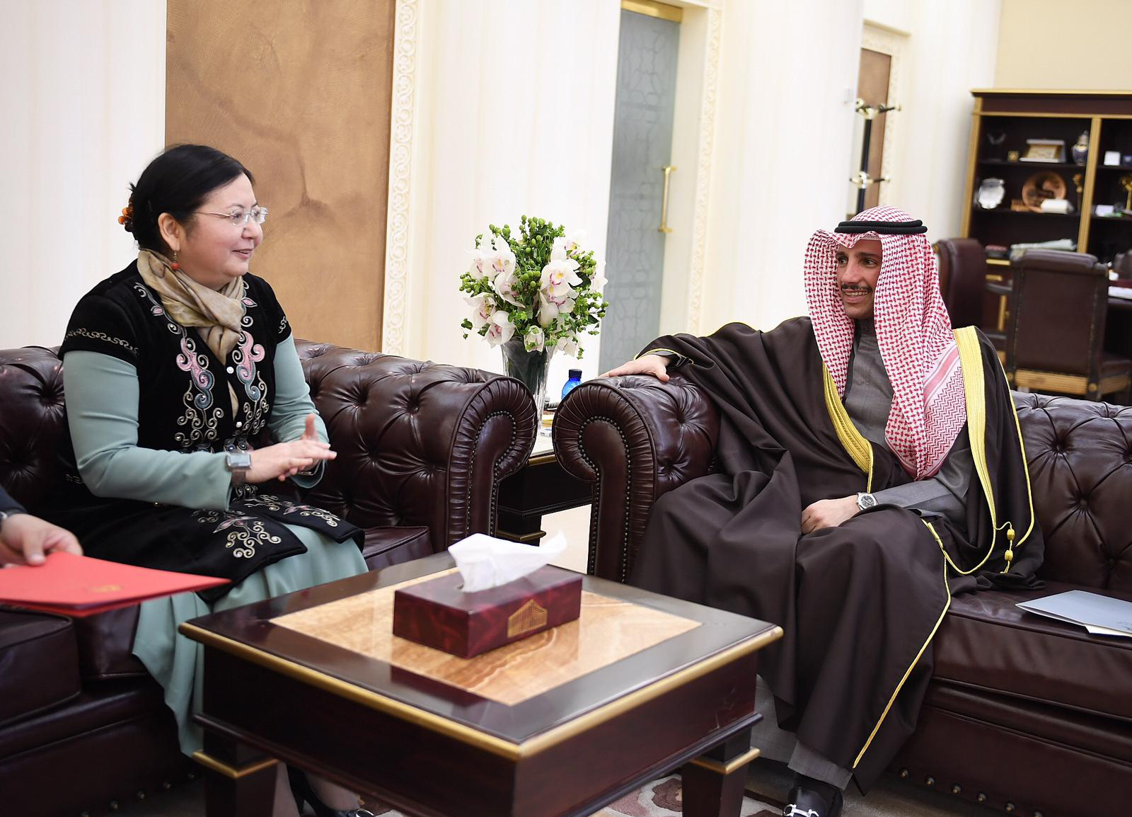 كونا : Speaker Al-Ghanim receives envoys to Kuwait