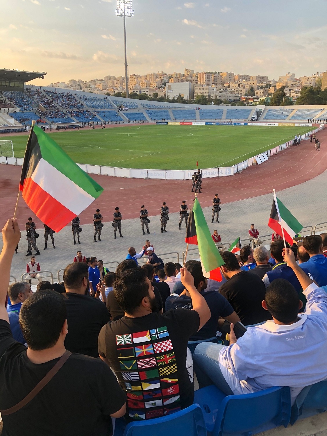 KUNA : World Cup Qualifiers.. Kuwaiti football fans steal spotlight in ...
