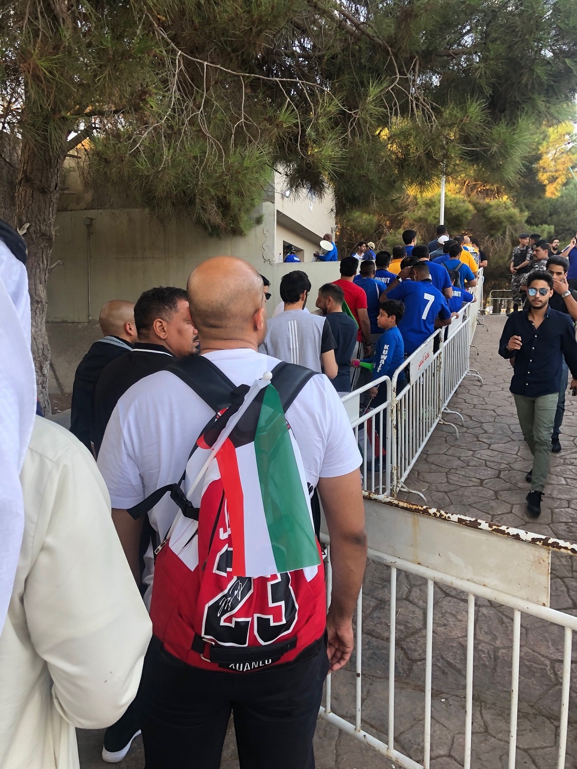 KUNA : World Cup Qualifiers.. Kuwaiti football fans steal spotlight in ...