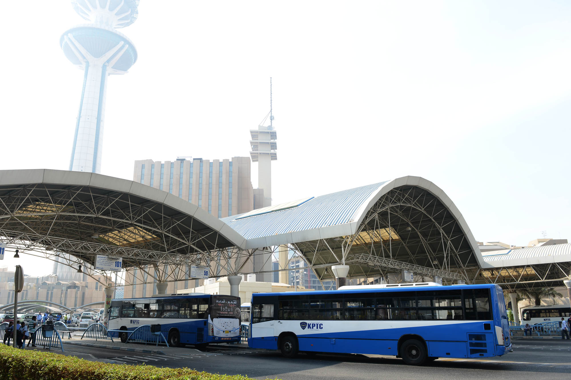 KUNA : Public transportation... One solution to Kuwait's suffocating ...