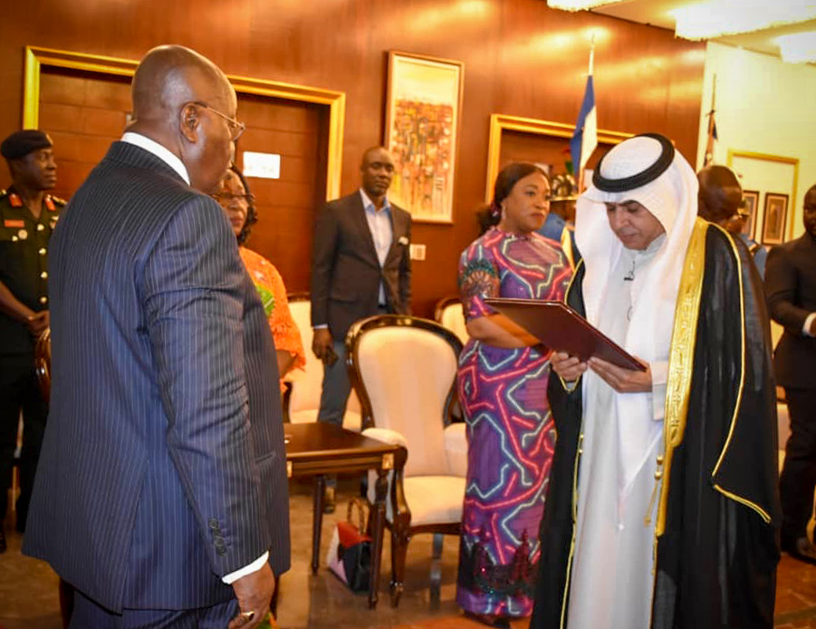 KUNA : Kuwait Amb. presents credentials to Ghana pres.