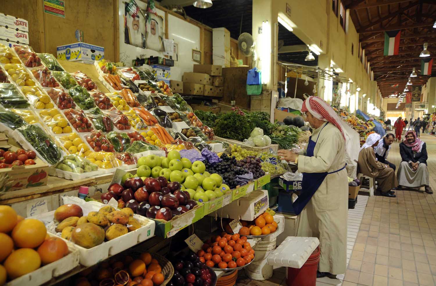 KUNA : Kuwait's Al-Mubarakiya market.. A traditional souk with modern ...