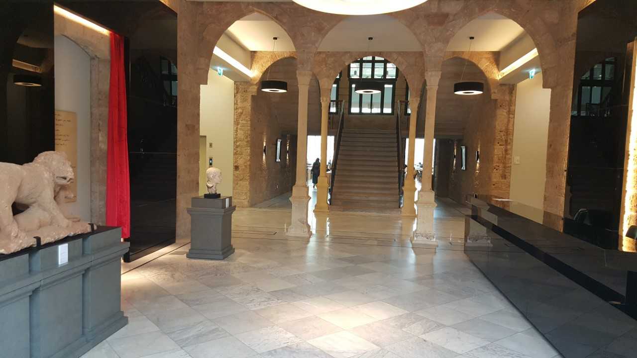 كونا : La Bibliothèque nationale libanaise, un édifice culturel au cœur ...