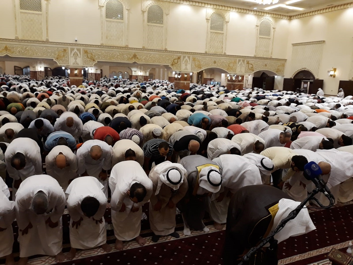 كونا : Bilal bin Rabah mosque in Kuwait packed with worshippers for ...