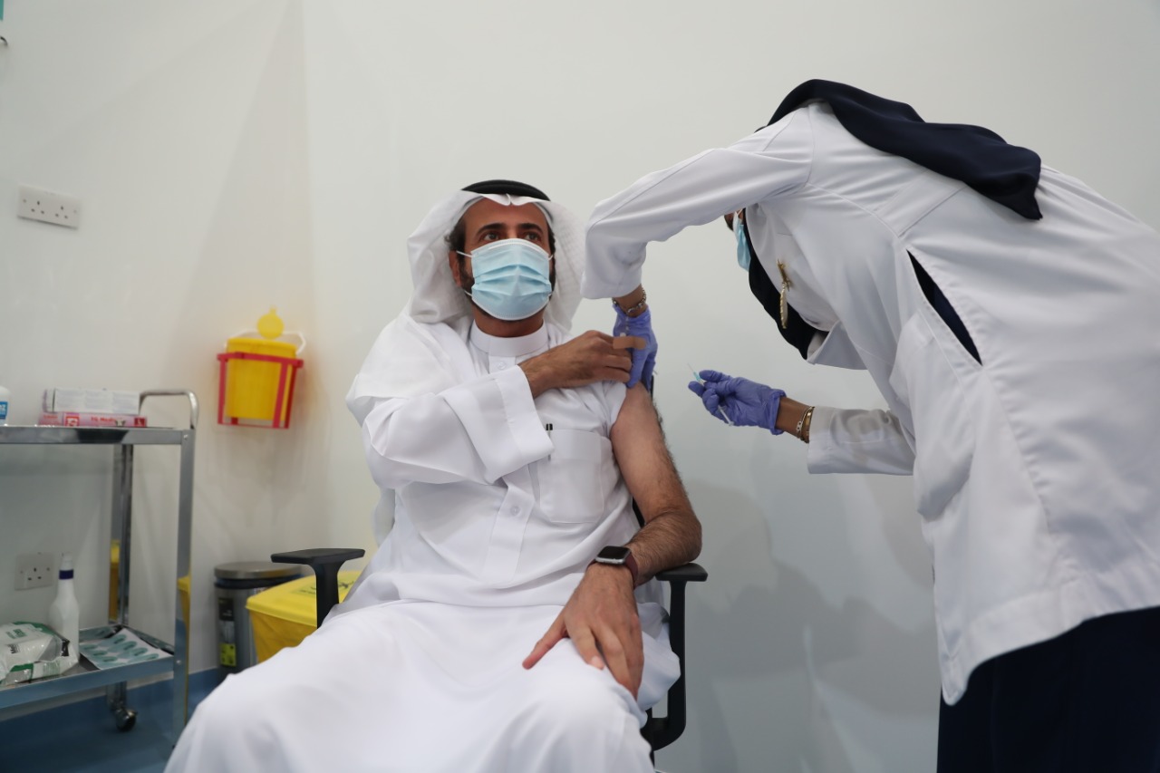 KUNA : Saudi Arabia begins Covid-19 vaccinations