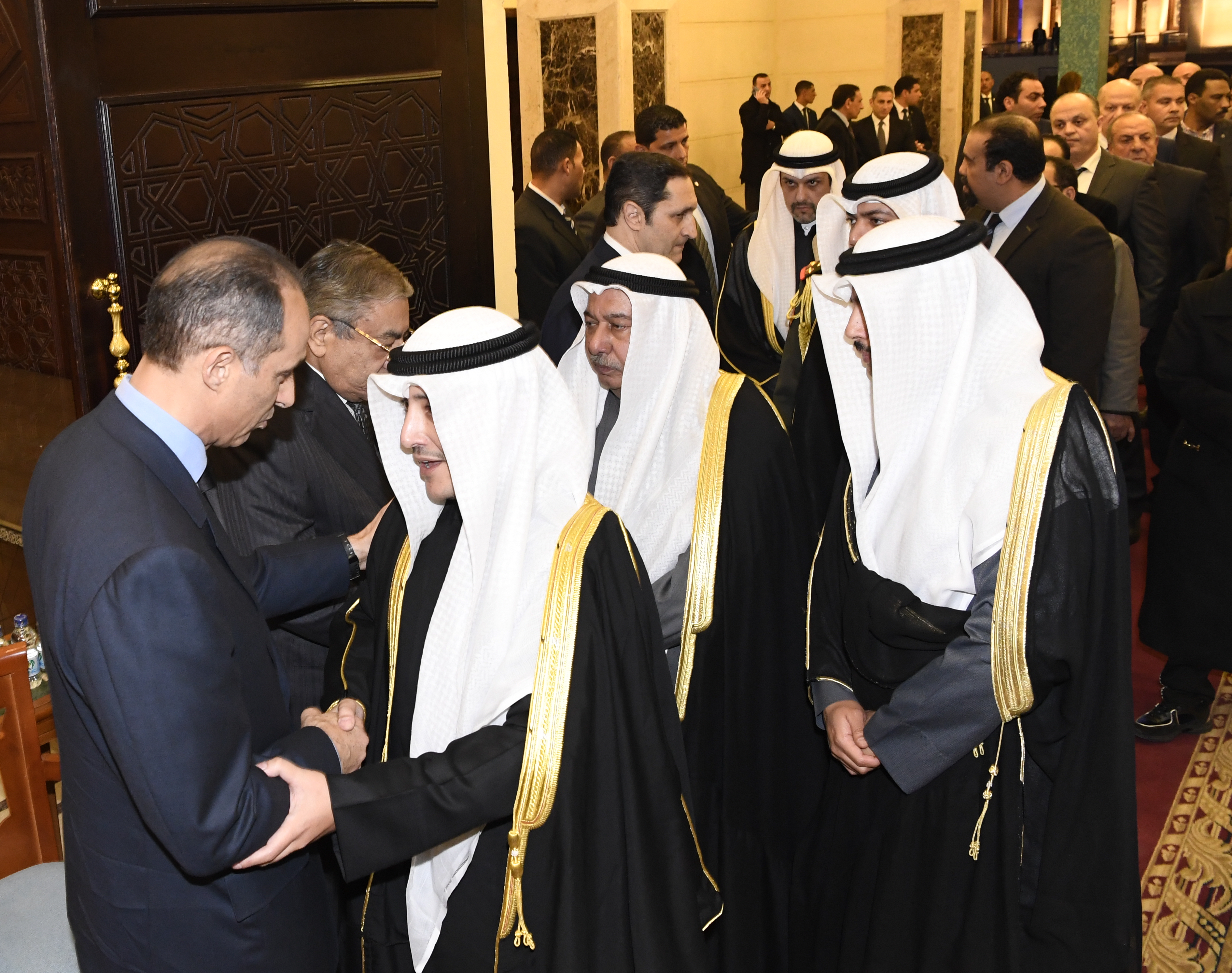 كونا : Kuwait Amir's Representative attends funeral of late Egyptian ...