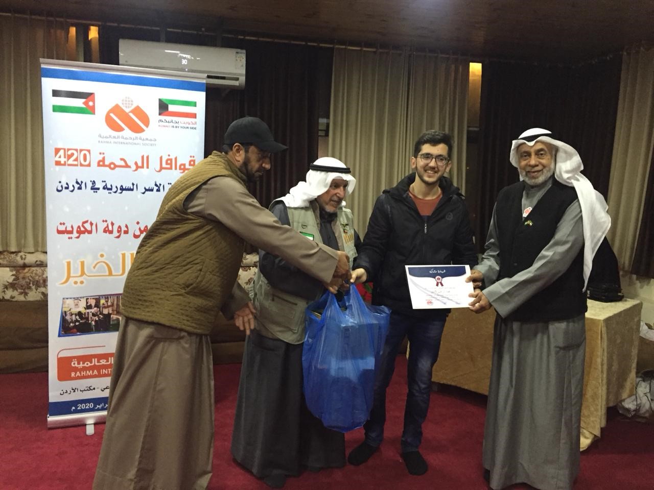 كونا : Kuwait Humanitarian aid continues despite coronavirus outbreak