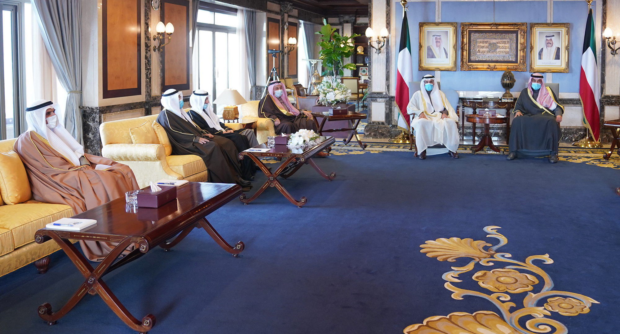 KUNA : Kuwait premier hosts justice minister, chief judge