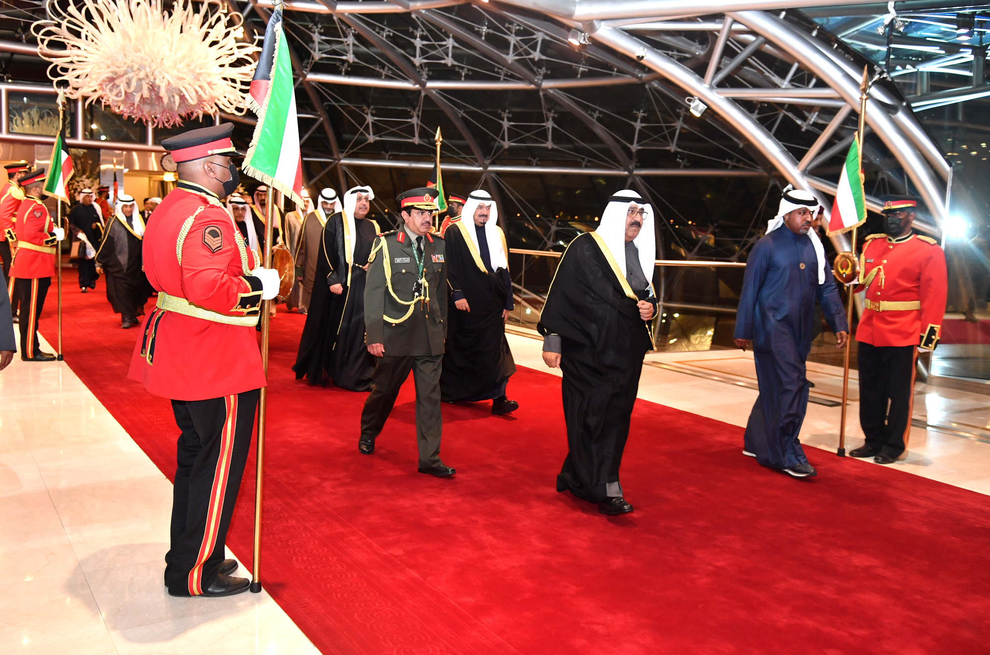 KUNA : Kuwait Amir Representative arrives in Kuwait after attending ...