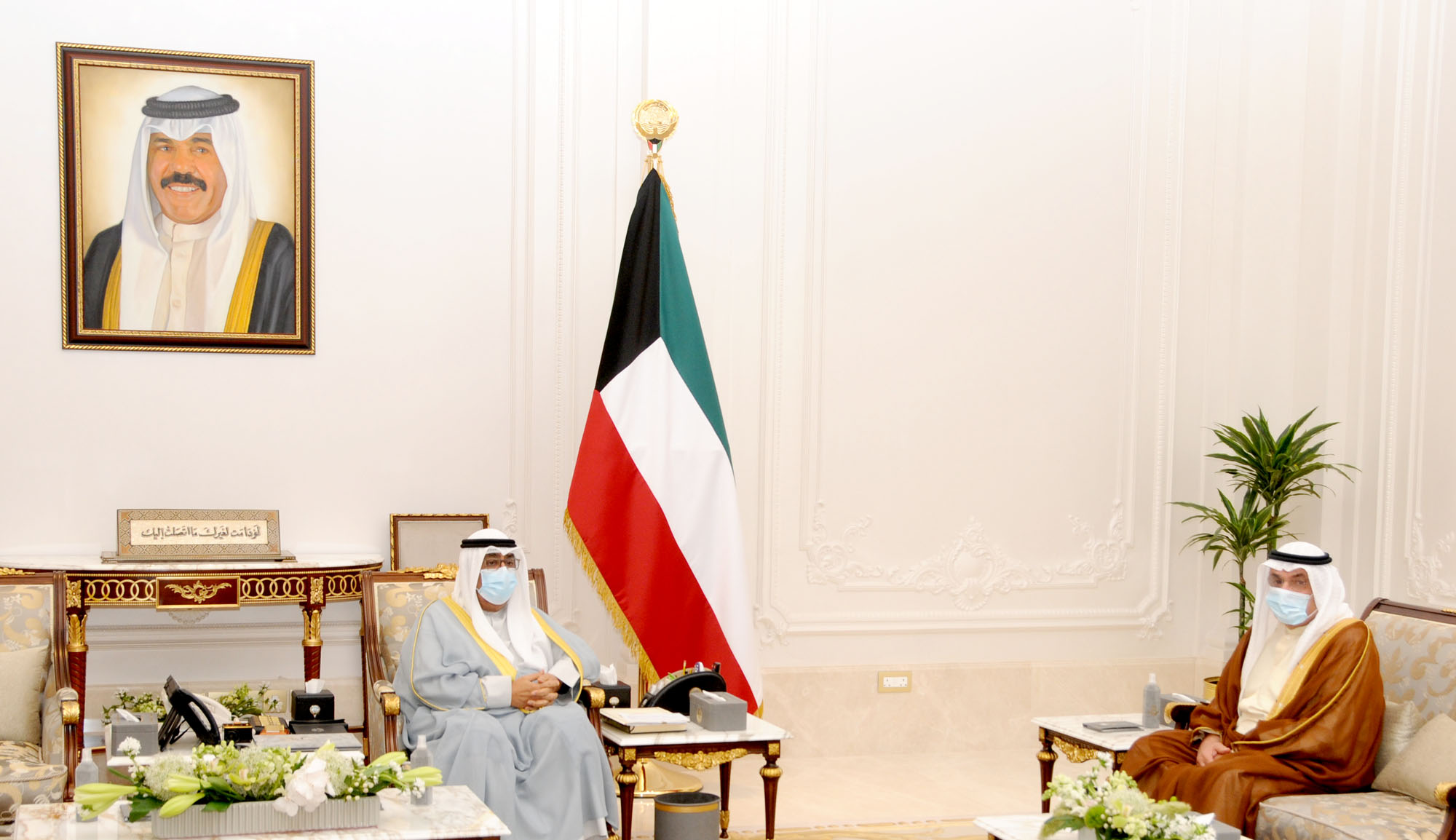 KUNA : Kuwait Deputy Amir, Crown Prince receives state officials