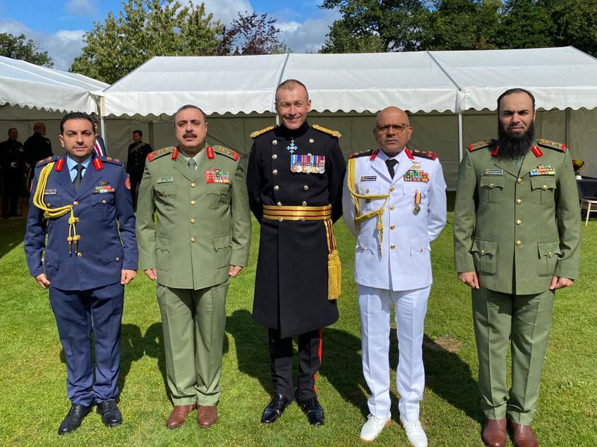 KUNA : UK PM hands Kuwait Int'l Sword to best Cadet in Sandhurst ceremony