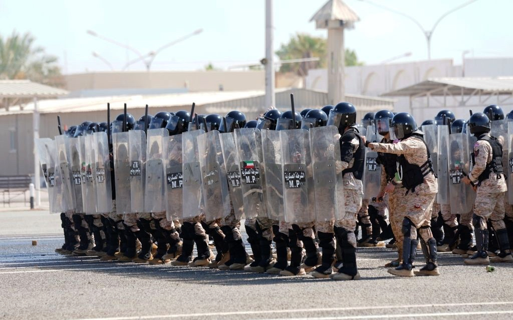 كونا : Kuwait Defense Min. commends military police role in maintaining ...