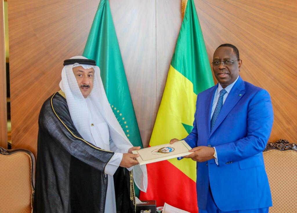 KUNA : Kuwait ambassador to Senegal presents credentials to President Sall