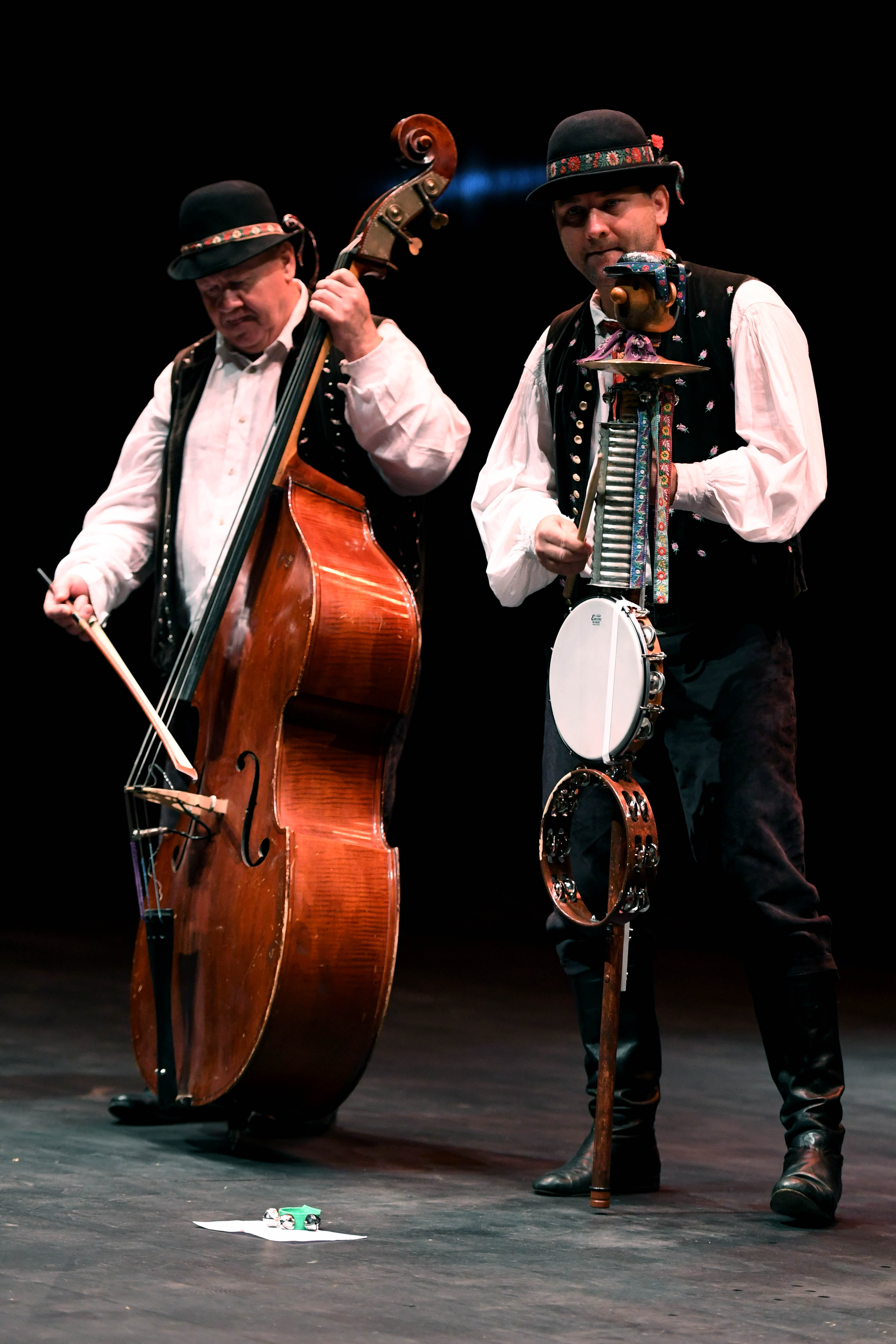 KUNA : Bedrink Czech band on Abdul Hussain Abdul Reda Theater - Culture ...