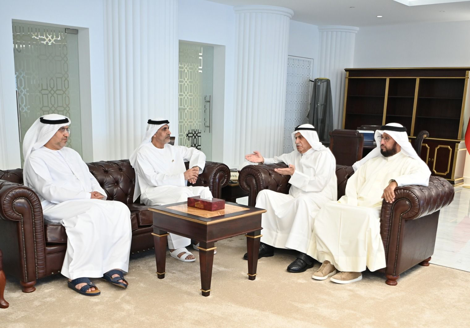 كونا : Parliament Speaker receives UAE military delegation