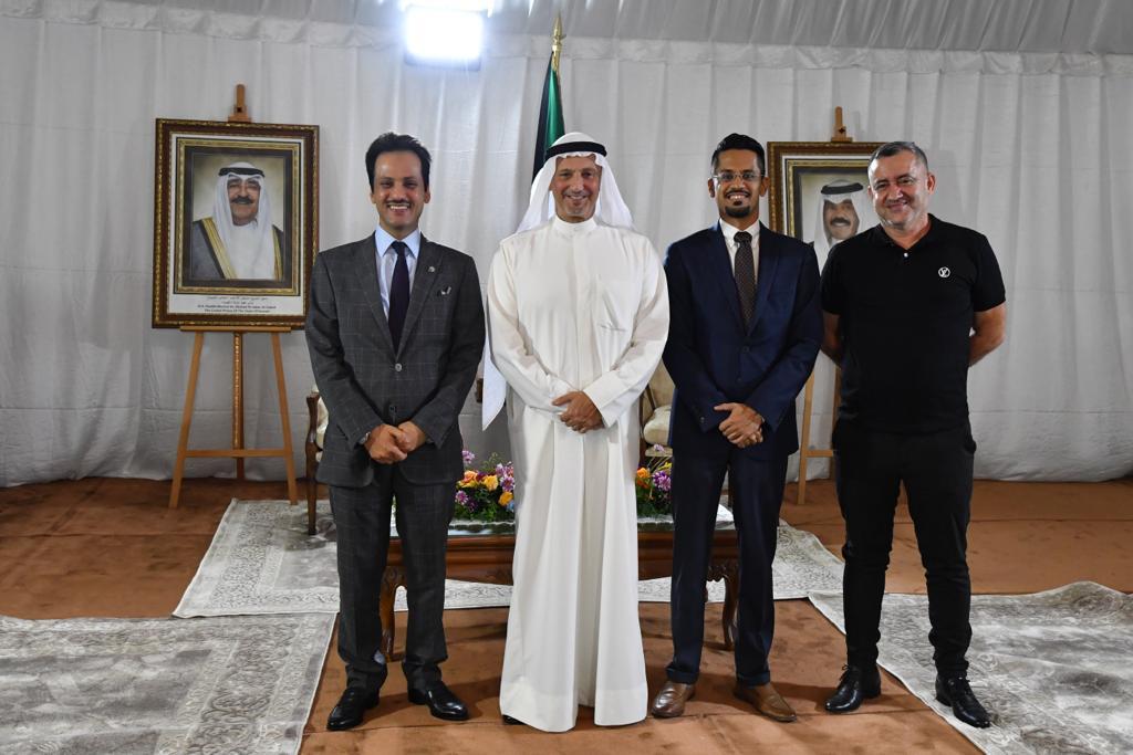 كونا : Amir rep. summit presence allowed "positive" talks with leaders ...