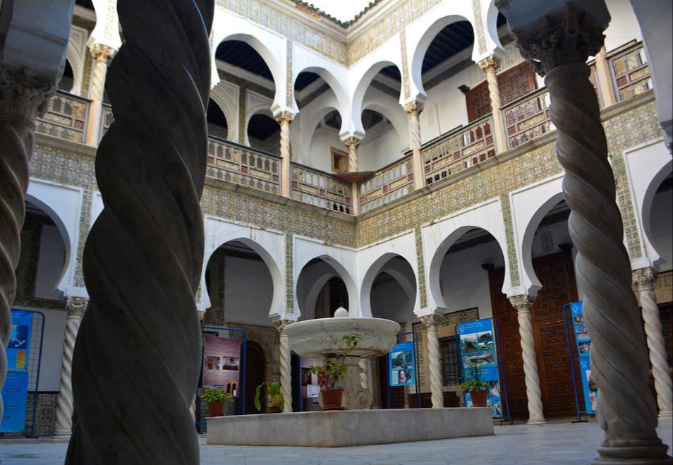 كونا : Dar Aziza Palace stands in the heart of the Algerian capital - الثقافة والفنون والآداب ...