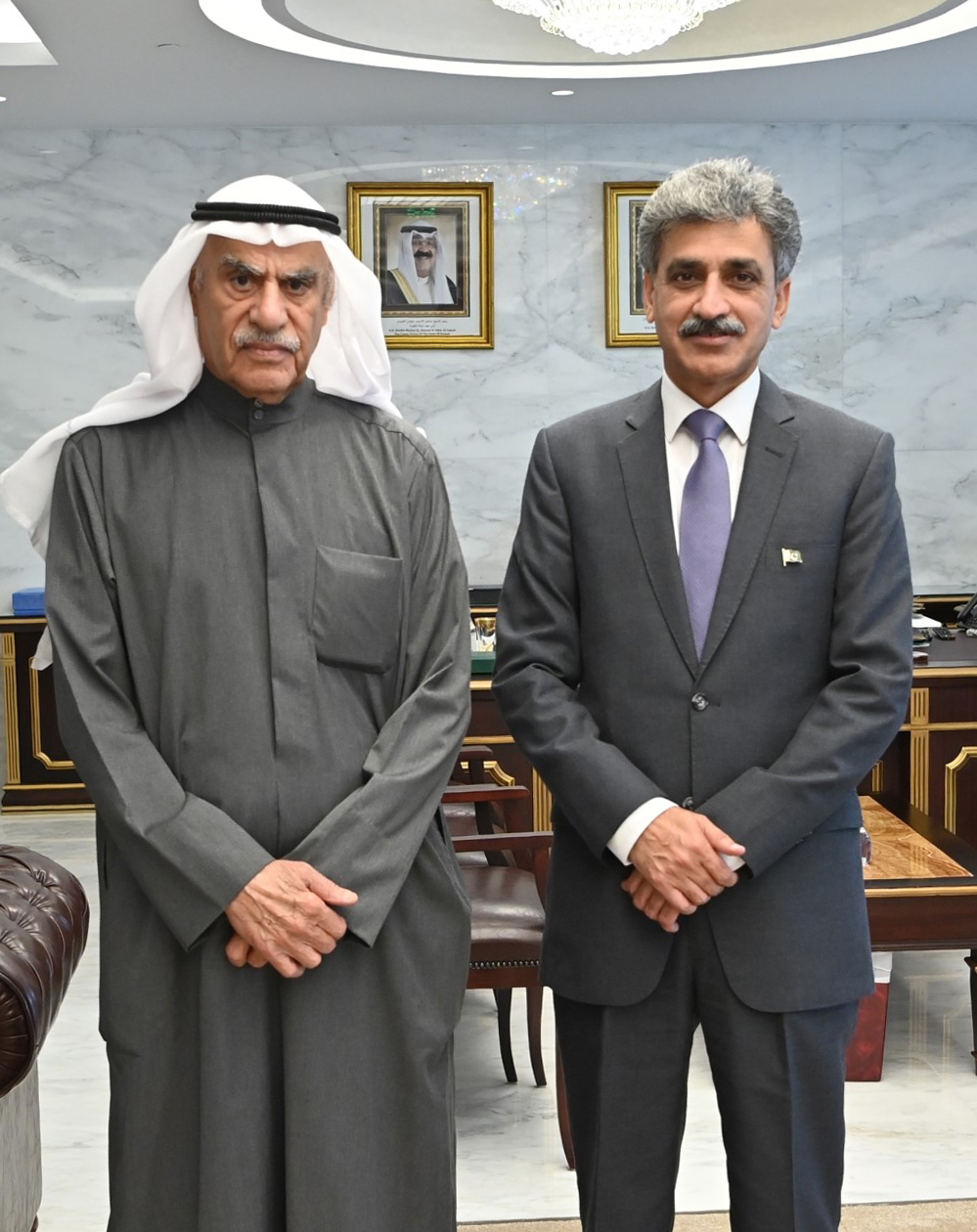 KUNA : Speaker Al-Sadoun receives a number of Ambassadors