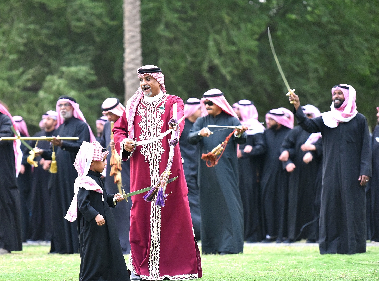 KUNA : Kuwait Prime Minister attends Dar Al-Jamayel heritage live show ...
