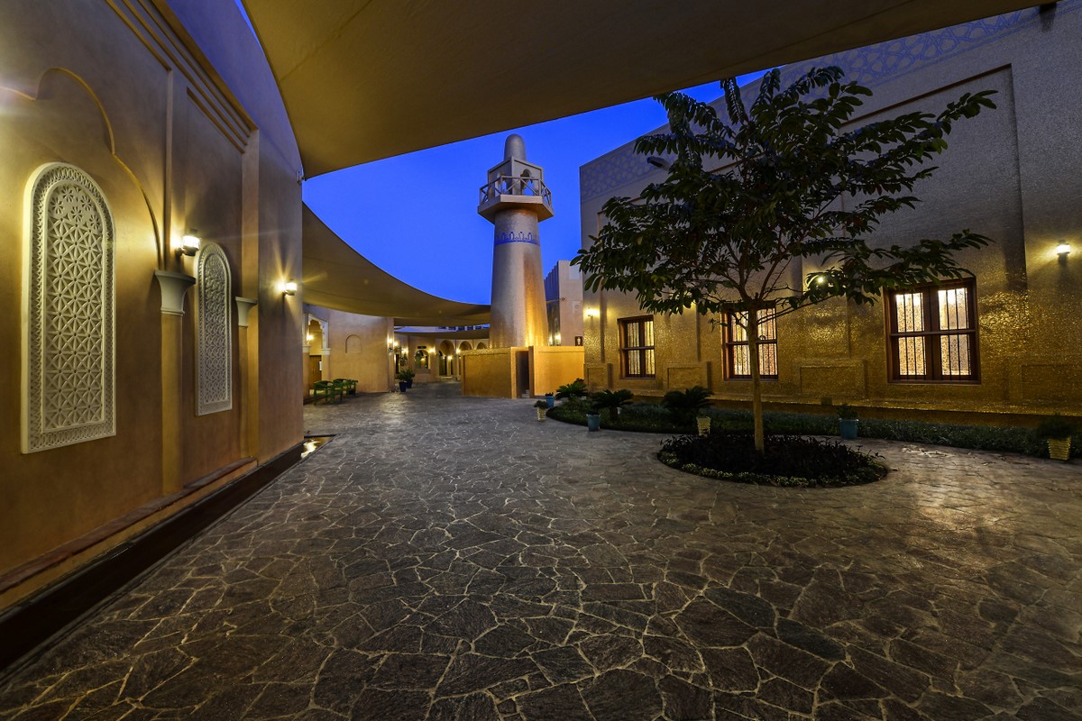 KUNA : Qatar's Golden Masjid .. A symphony of heritage, modernity ...