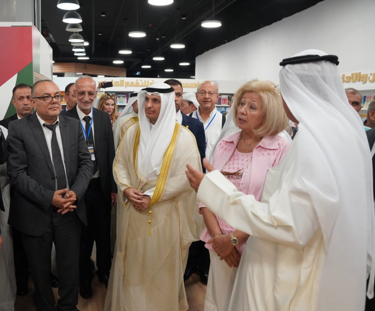KUNA : Minister Al-Mutairi lauds honoring of Kuwait at Amman book fair