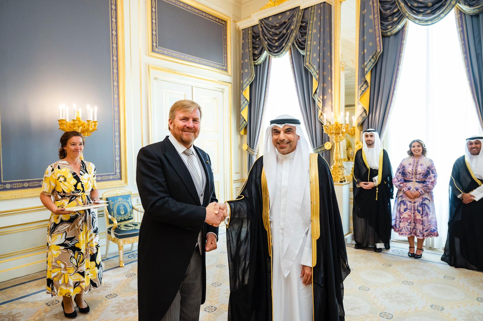 KUNA : Kuwait's amb. to Netherlands presents his credentials