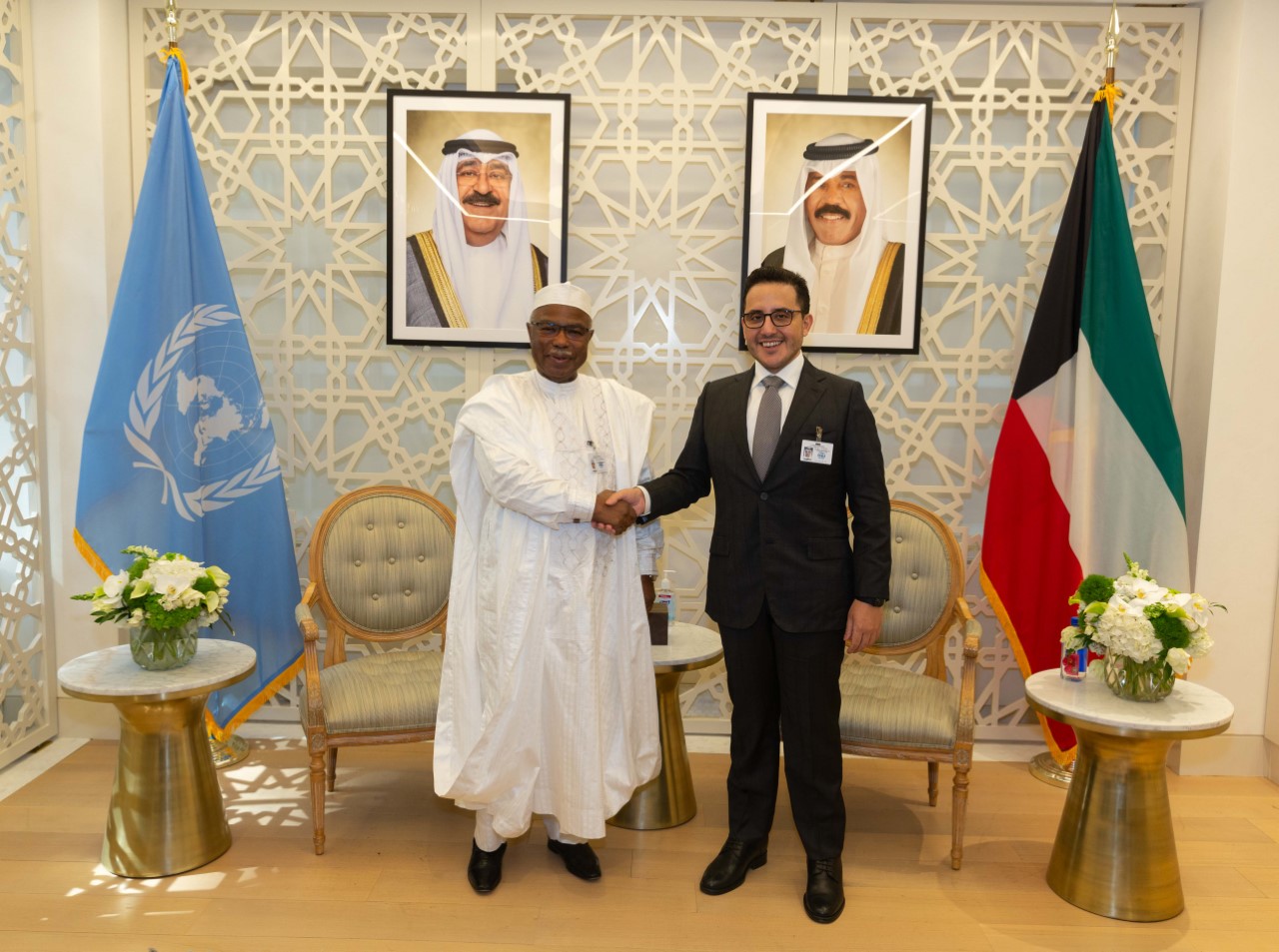 كونا : Kuwait FM holds talks with OIC chief