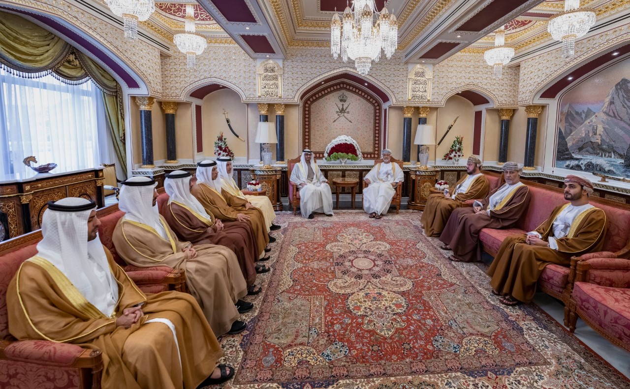 KUNA : Sultan of Oman, UAE president affirm aspiration to boost ties