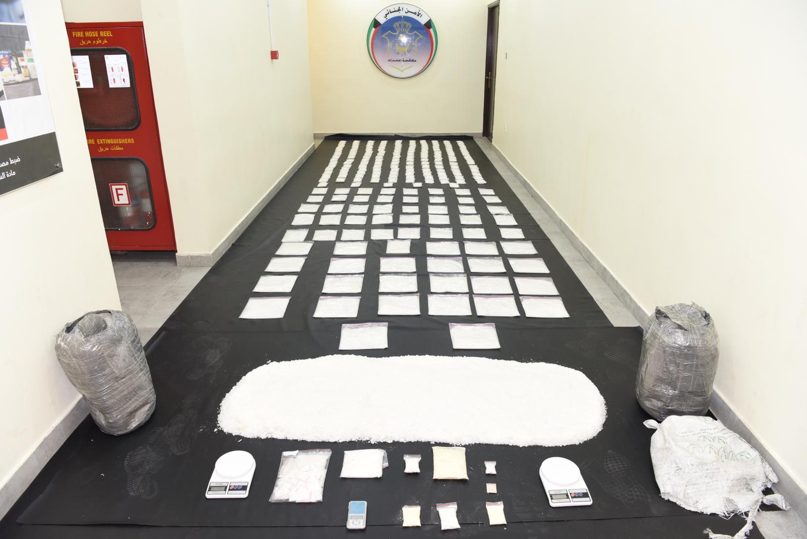 KUNA : Kuwaiti police seize 1.2 mln Captagon pills, 250 kgs hashish
